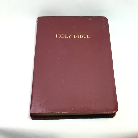 Bible | Other | Holy Bible Kjv Giant Print Words Of Christ In Red 203 ...